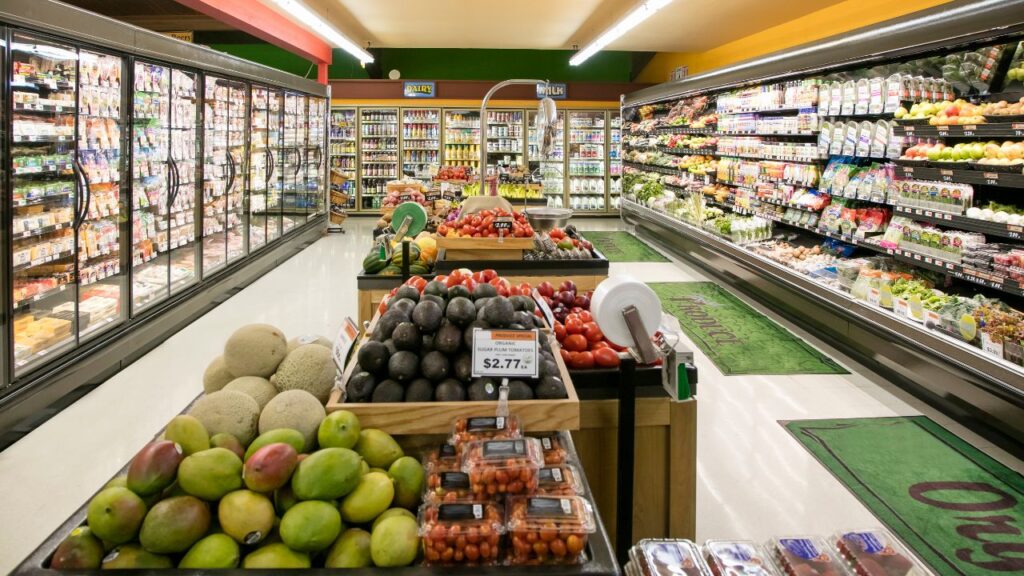 Difference between GT and MT Stores