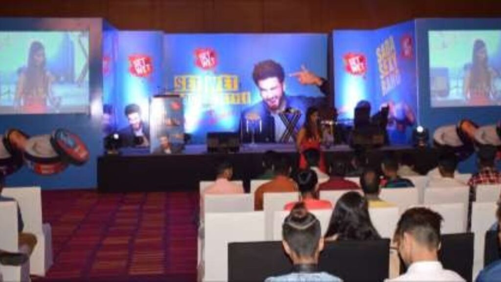 Set Wet Gel – Salon Activation & Celebrity Hairstylist Interaction ...